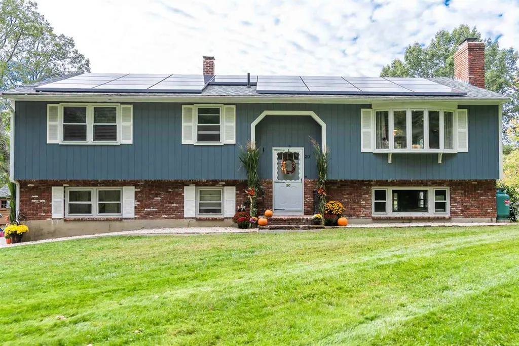 20 Westside Drive Atkinson, NH