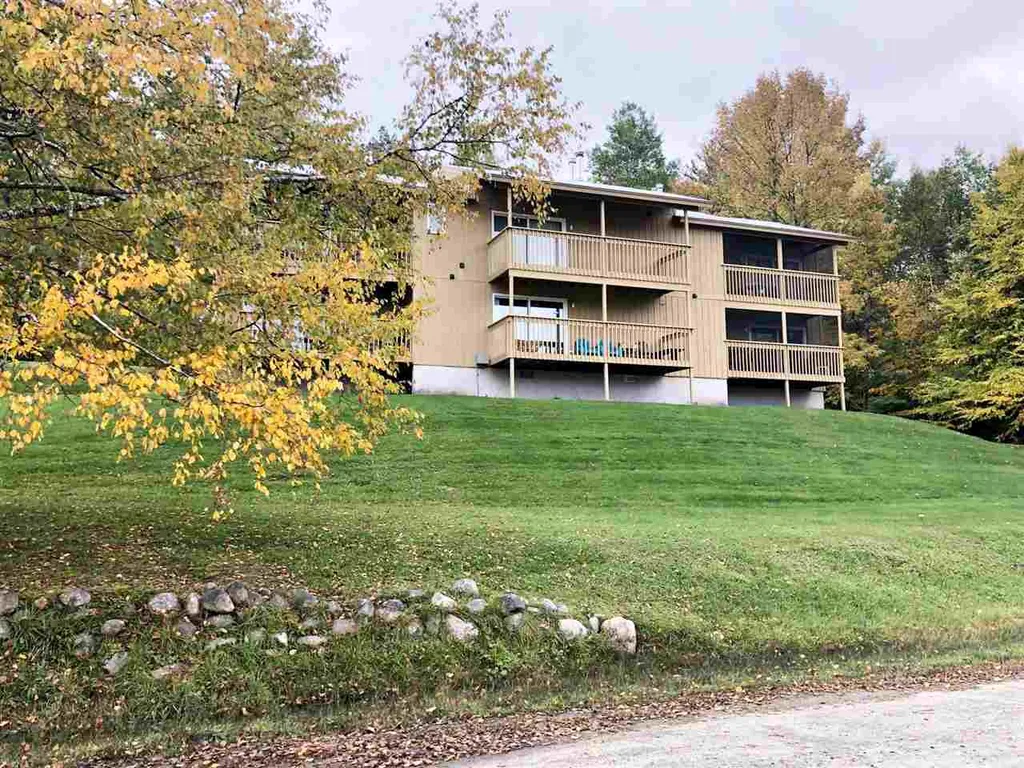 2202 Mountain Road, Burke VT Real Estate Listing | MLS# 4779898 | The ...
