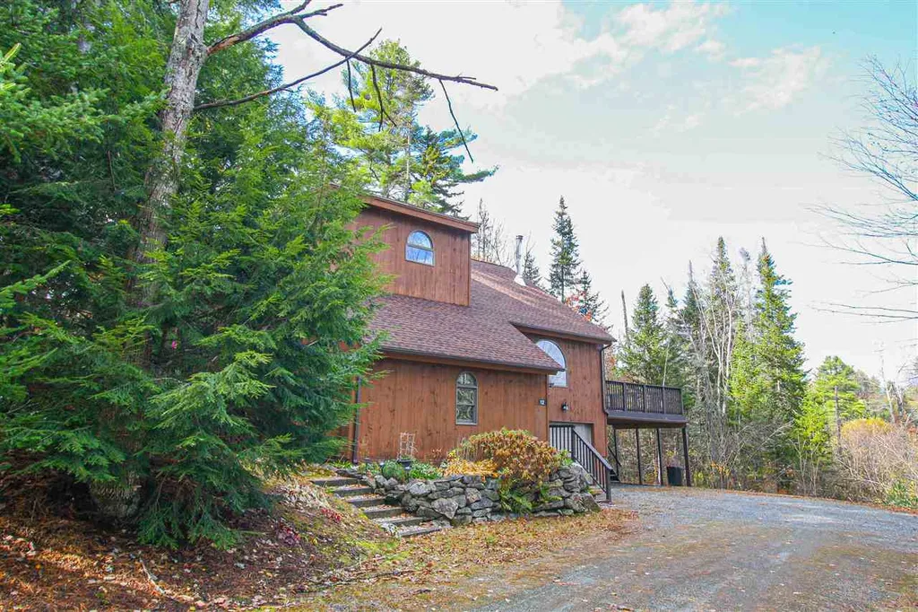 12 Robin Lane Grantham, NH