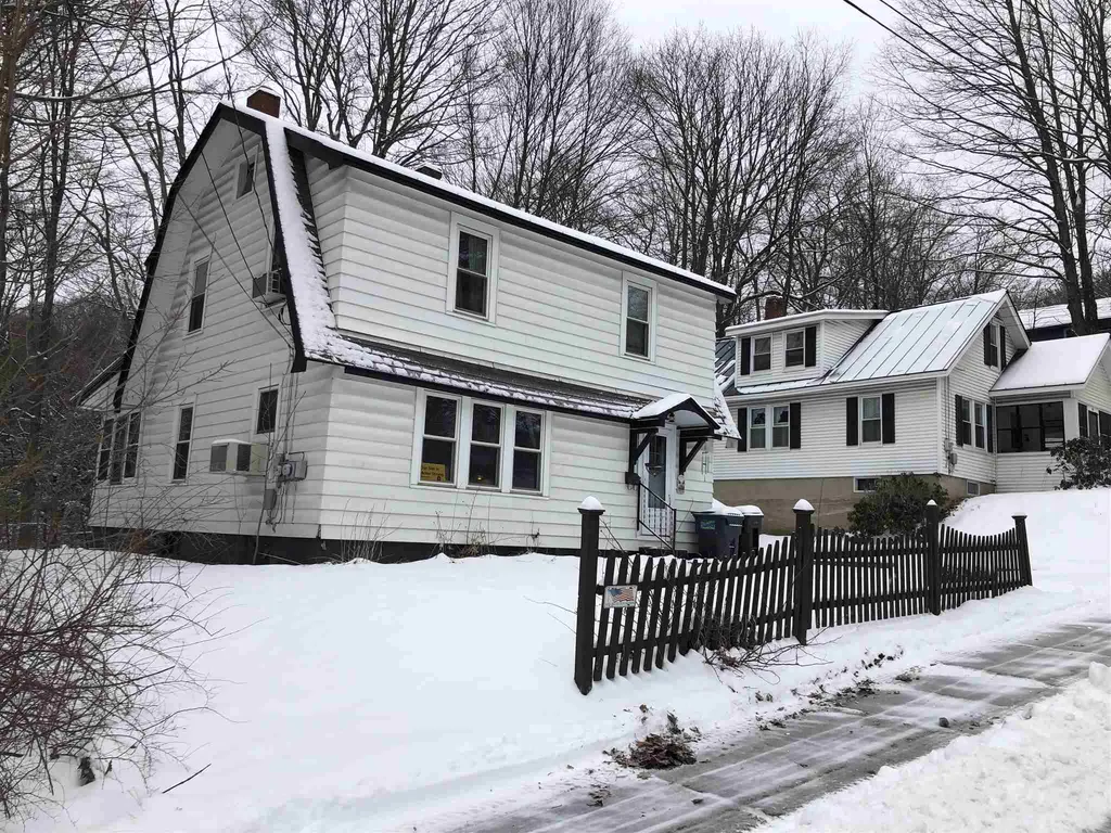 32 North Main Street Springfield, VT