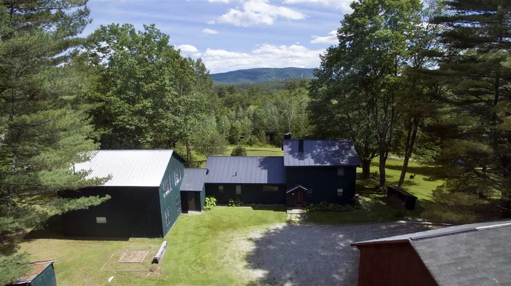 2 Route 100, Weston VT Real Estate Listing | MLS# 4644790 | The Condo ...